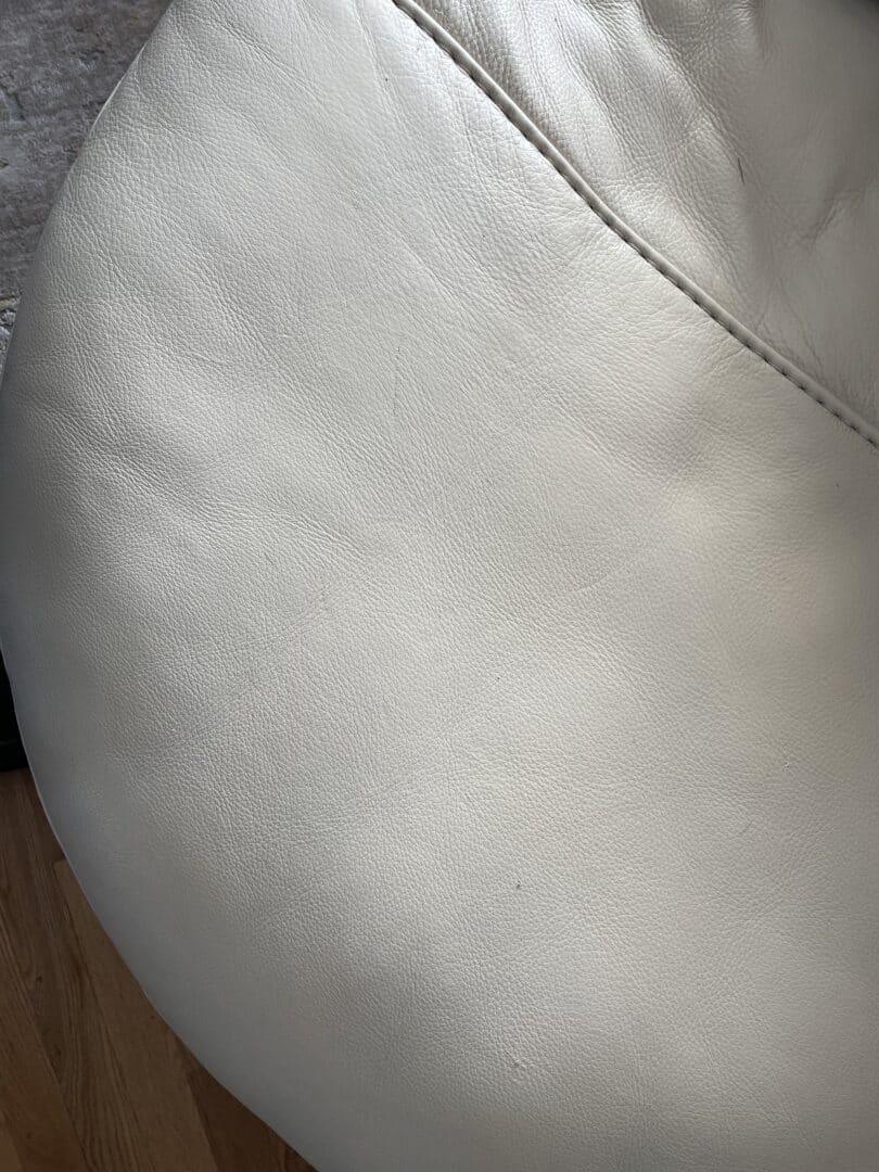 Ivory Color Vinyl & Leather Finish Restores, Seals & Protects