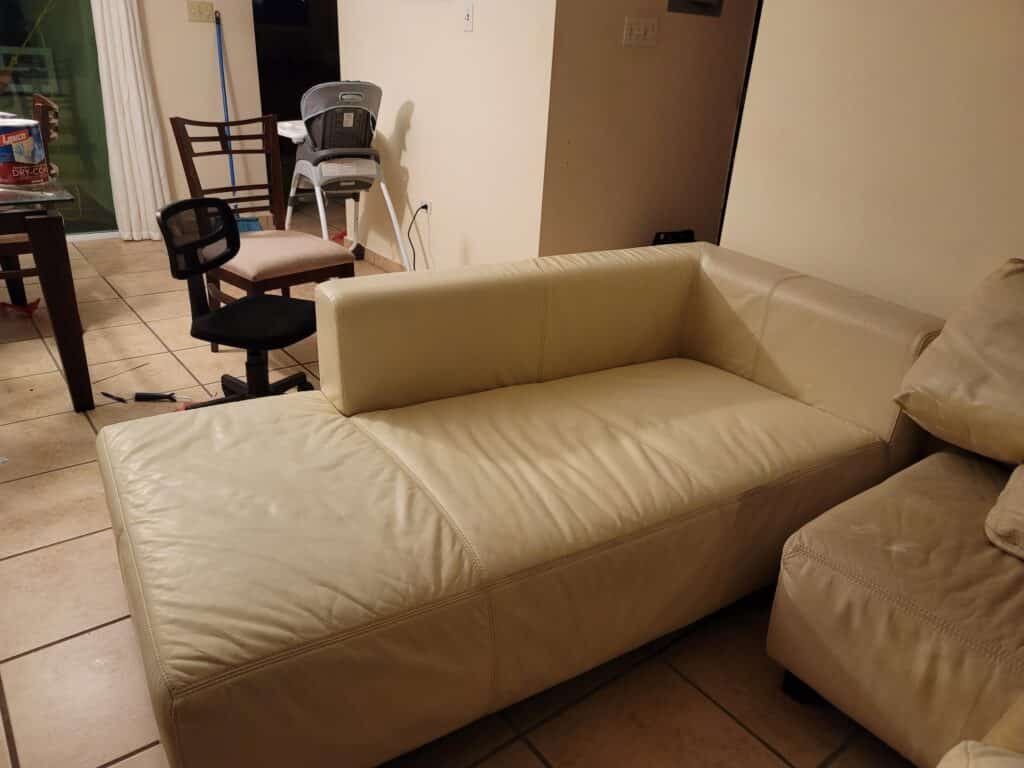 Ivory Color Vinyl & Leather Finish Restores, Seals & Protects