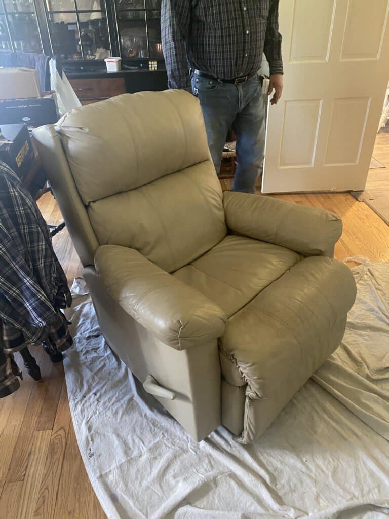 Black Leather Car Seat Paint & Vinyl Car Seat Dye - Restore & Refinish